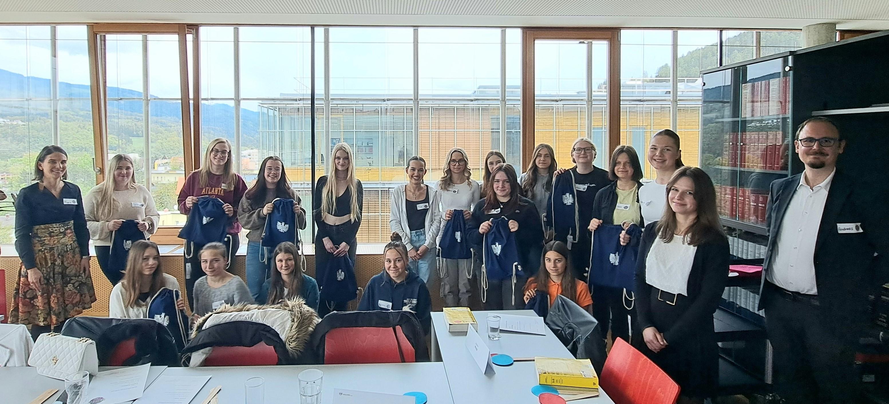 Volles Haus beim Girls’ Day in den Staatsanwaltschaften Klagenfurt und ...